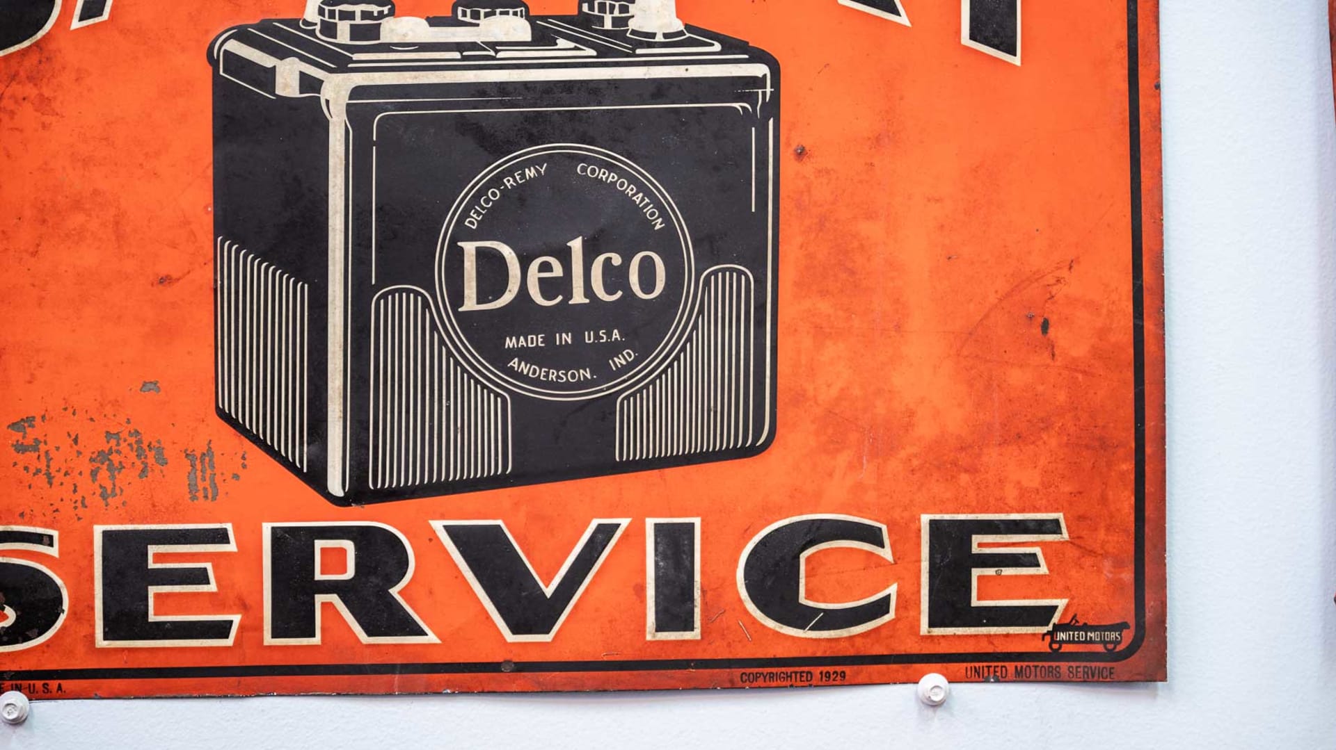 1920s-1930s Delco Battery Service Single-Sided Embossed Tin Sign at The ...