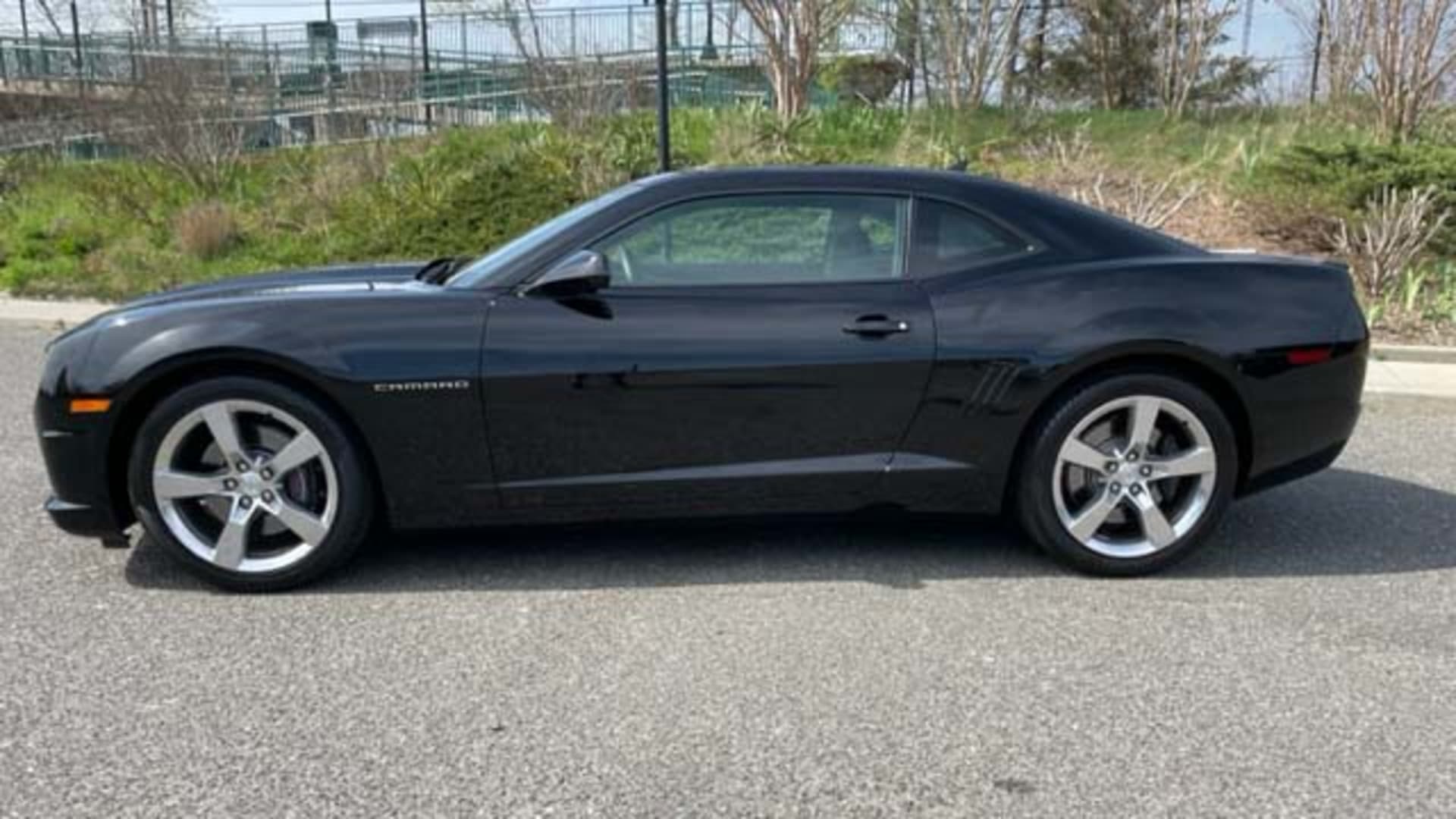 2011 Chevrolet Camaro 2SS at Indy 2023 as K183.2 - Mecum Auctions