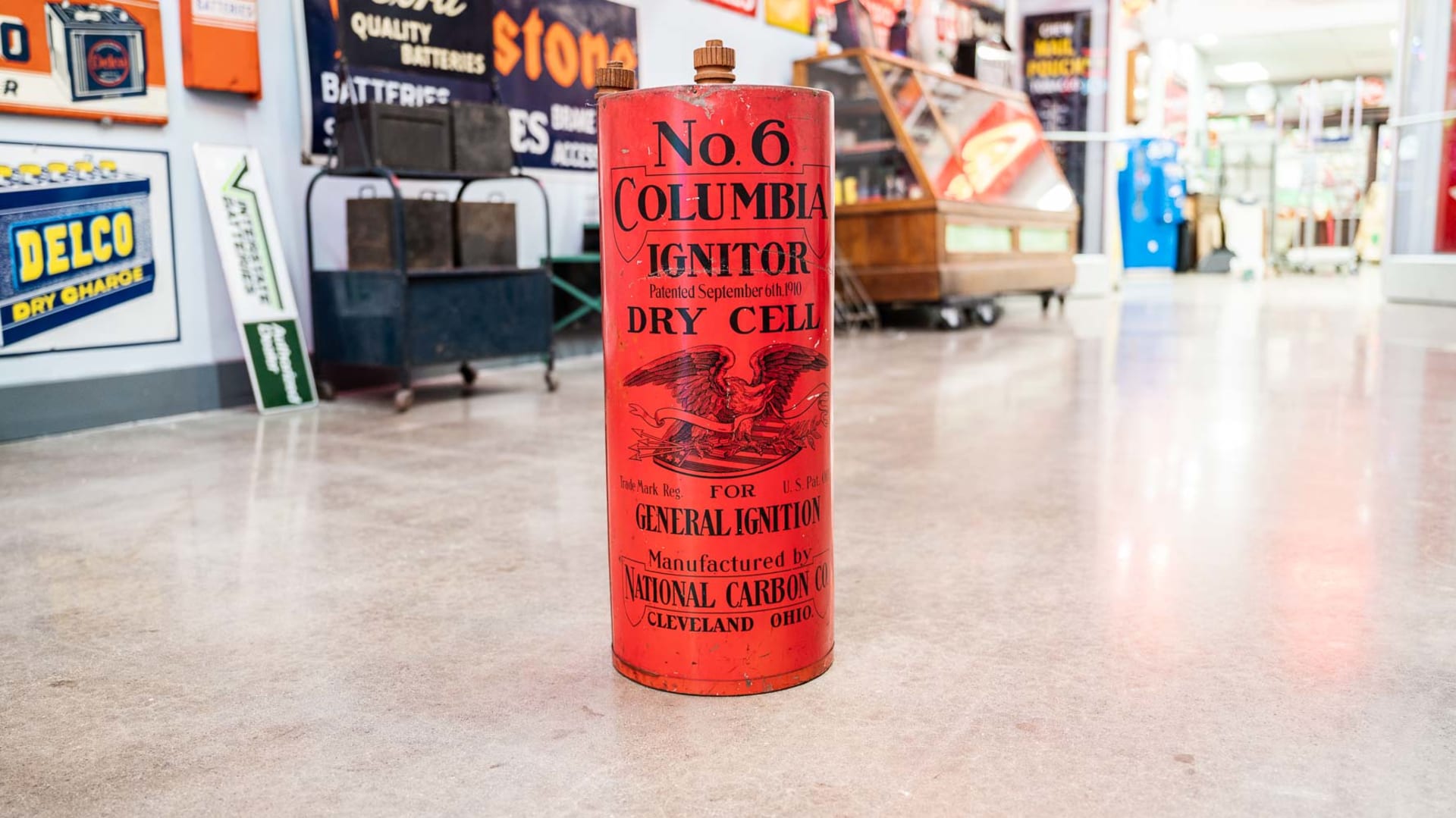 Columbia Ignitor Dry Cell Battery Store Display Battery at The World’s ...