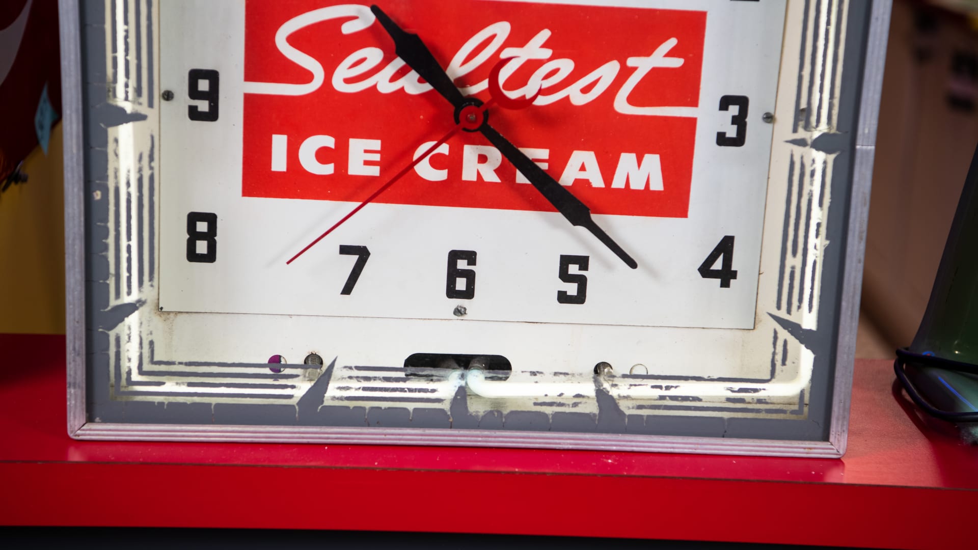 Sealtest Ice Cream Neon Clock at The World’s Largest Road Art Auction ...