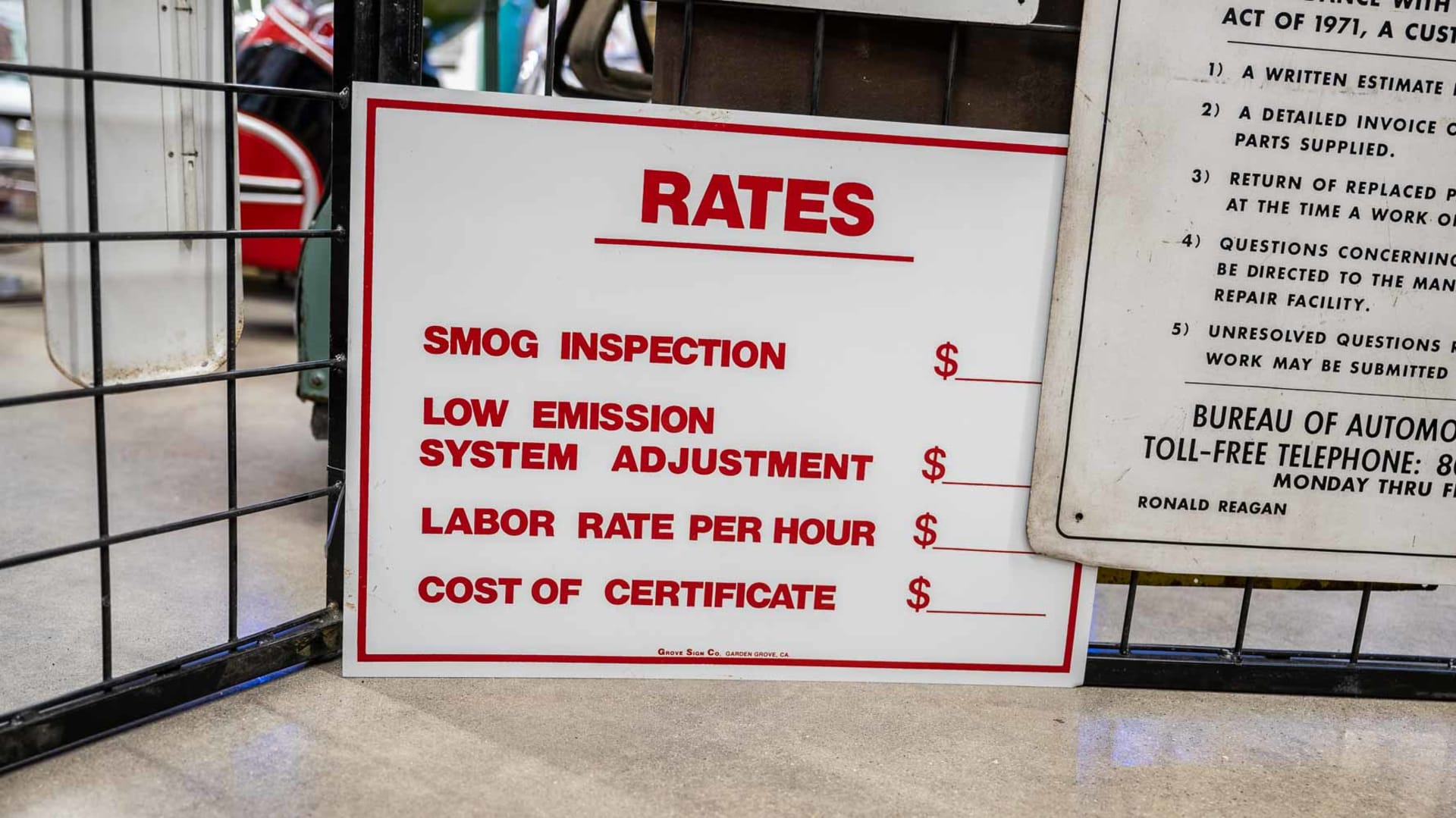 Notice and Caution Single-Sided Tin Signs at The World’s Largest Road ...