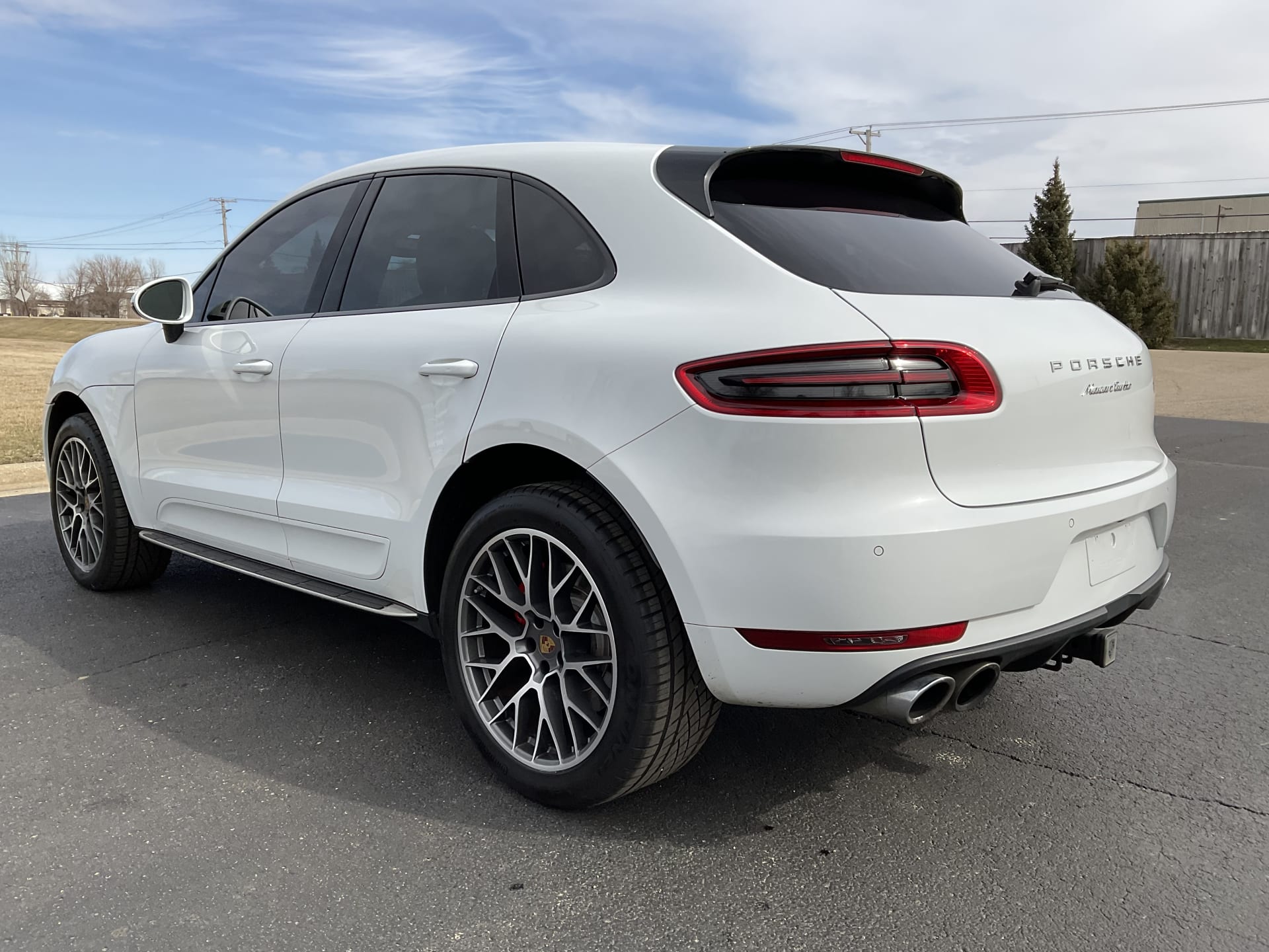 2016 Porsche Macan Turbo at Indy 2023 as L170.1 - Mecum Auctions