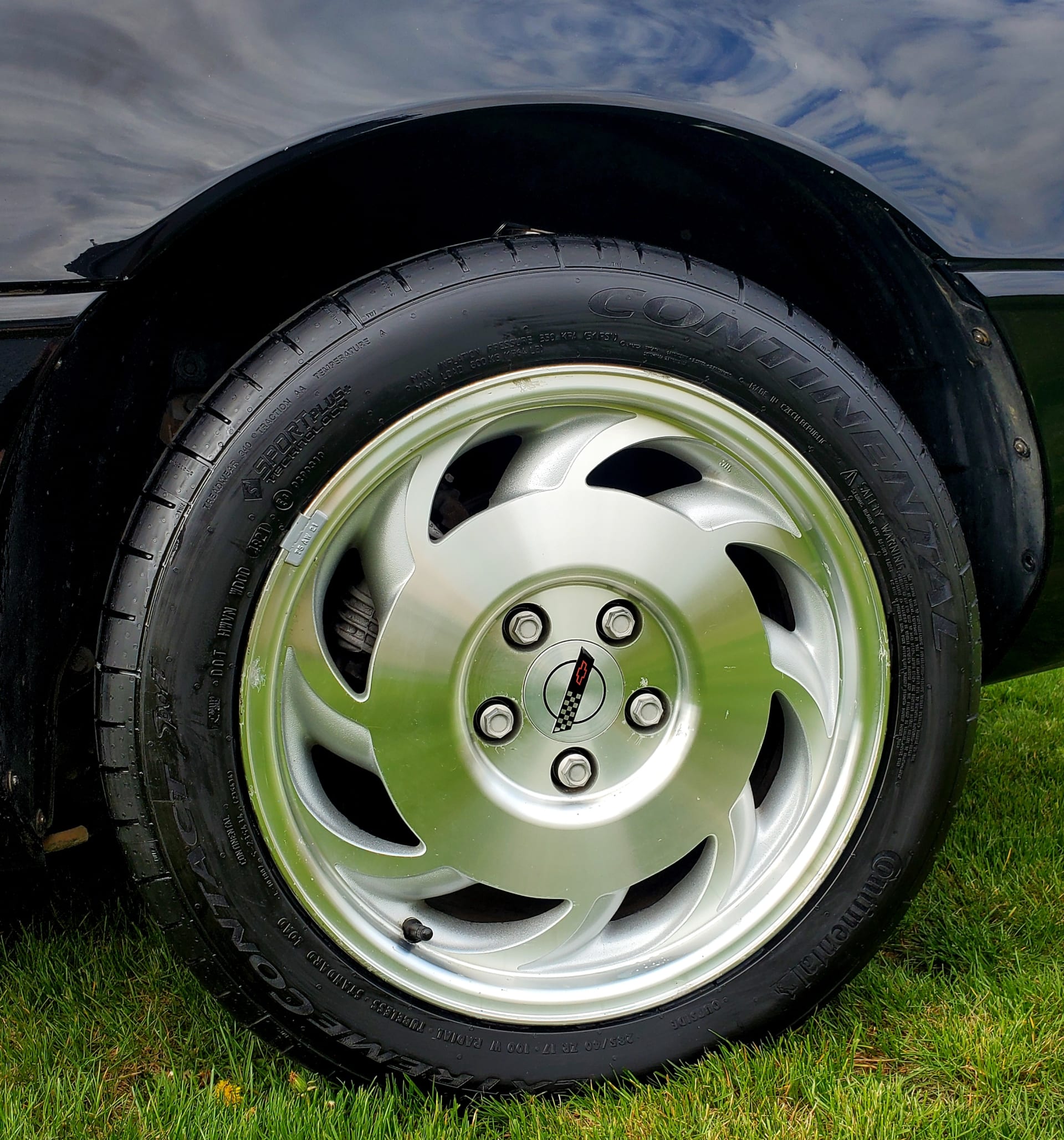 1994 Chevrolet Corvette Coupe at Indy 2023 as L230 - Mecum Auctions