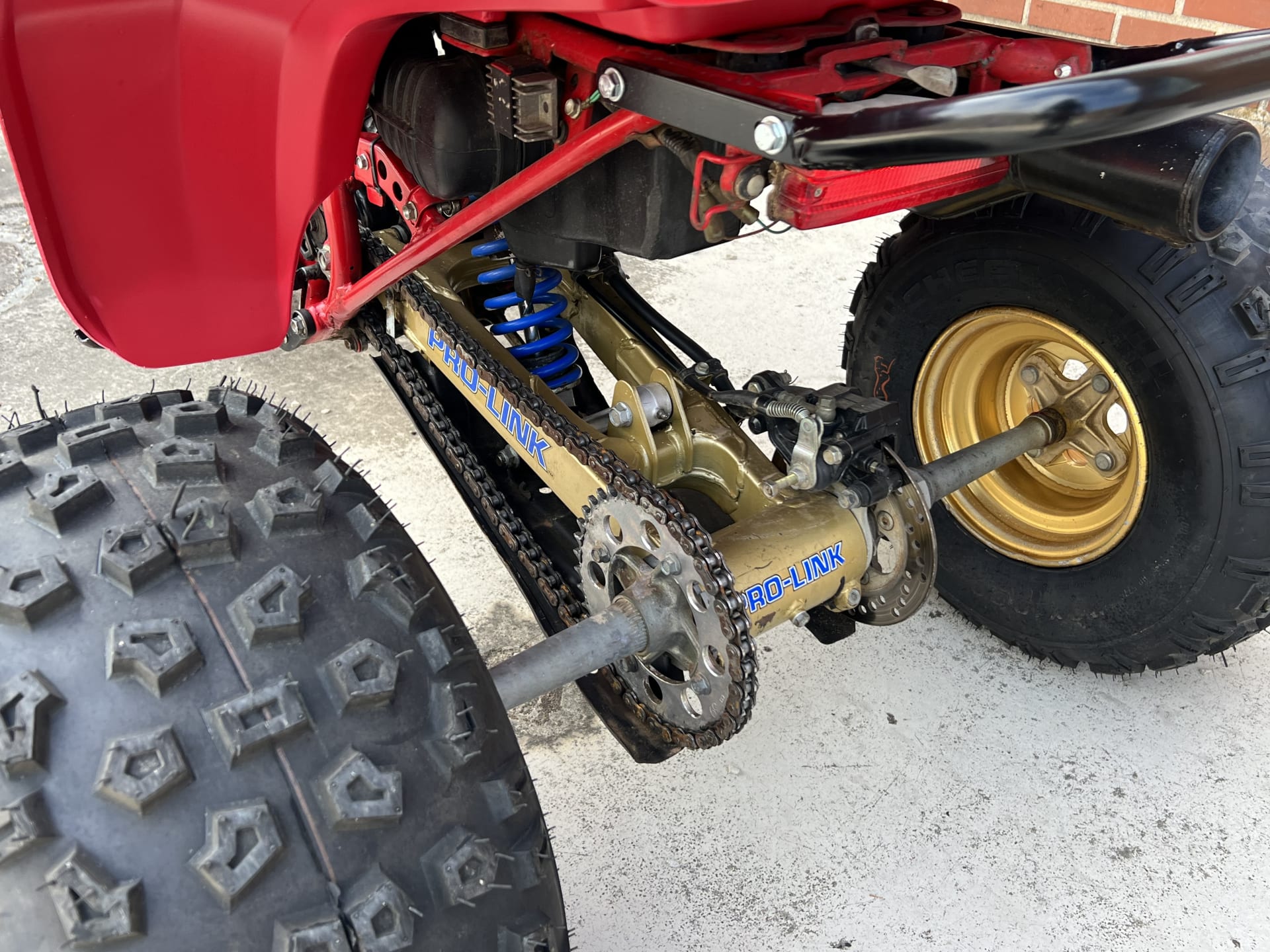 1985 Honda ATC 250R at Indy 2023 as F4 - Mecum Auctions