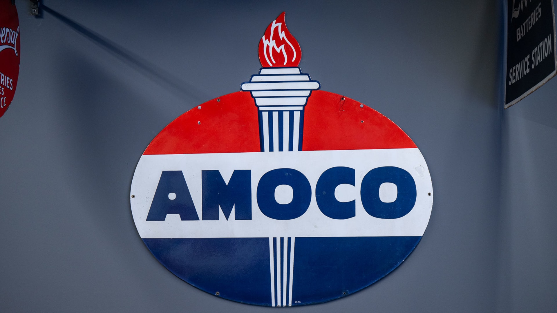Amoco Single-Sided Porcelain Sign at The World’s Largest Road Art Auction 2023 as F349 - Mecum ...