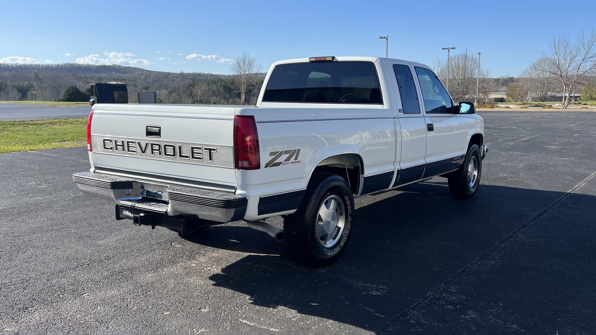 1997 Chevrolet Silverado Z71 Pickup at Indy 2023 as L93 - Mecum Auctions