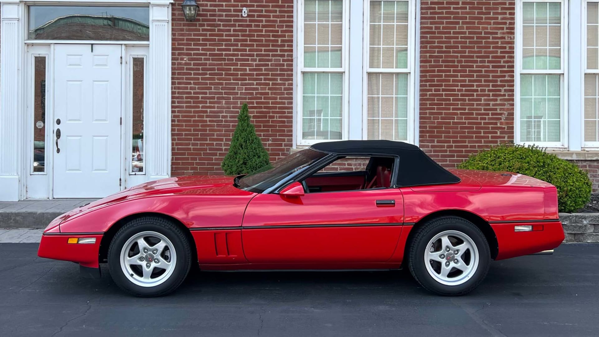 1987 Chevrolet Corvette Callaway Convertible at Indy 2023 as F23 ...