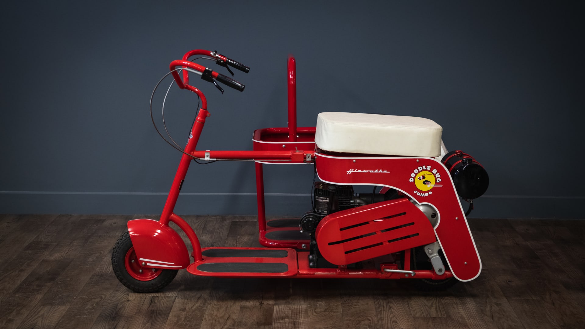 Doodle Bug Jumbo Scooter with Side Car at The World’s Largest Road Art ...