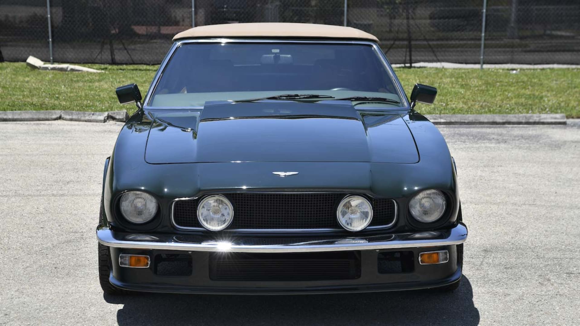 1988 Aston Martin V8 Vantage Volante at Indy 2023 as T110 - Mecum Auctions