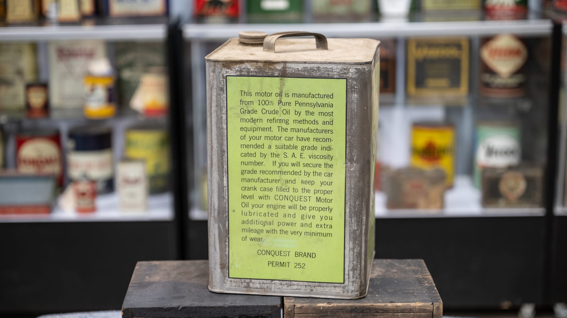 Conquest Motor Oil 5-Gallon Oil Can at The World’s Largest Road Art ...