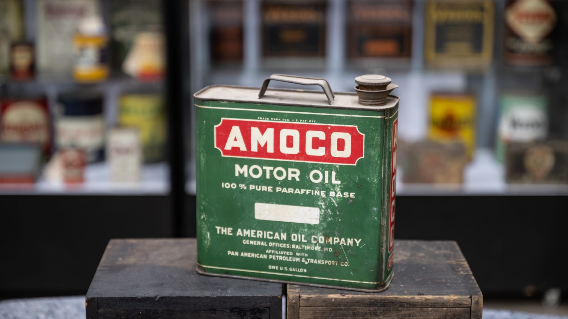 Amoco Motor Oil 1-Gallon Oil Can at The World’s Largest Road Art ...