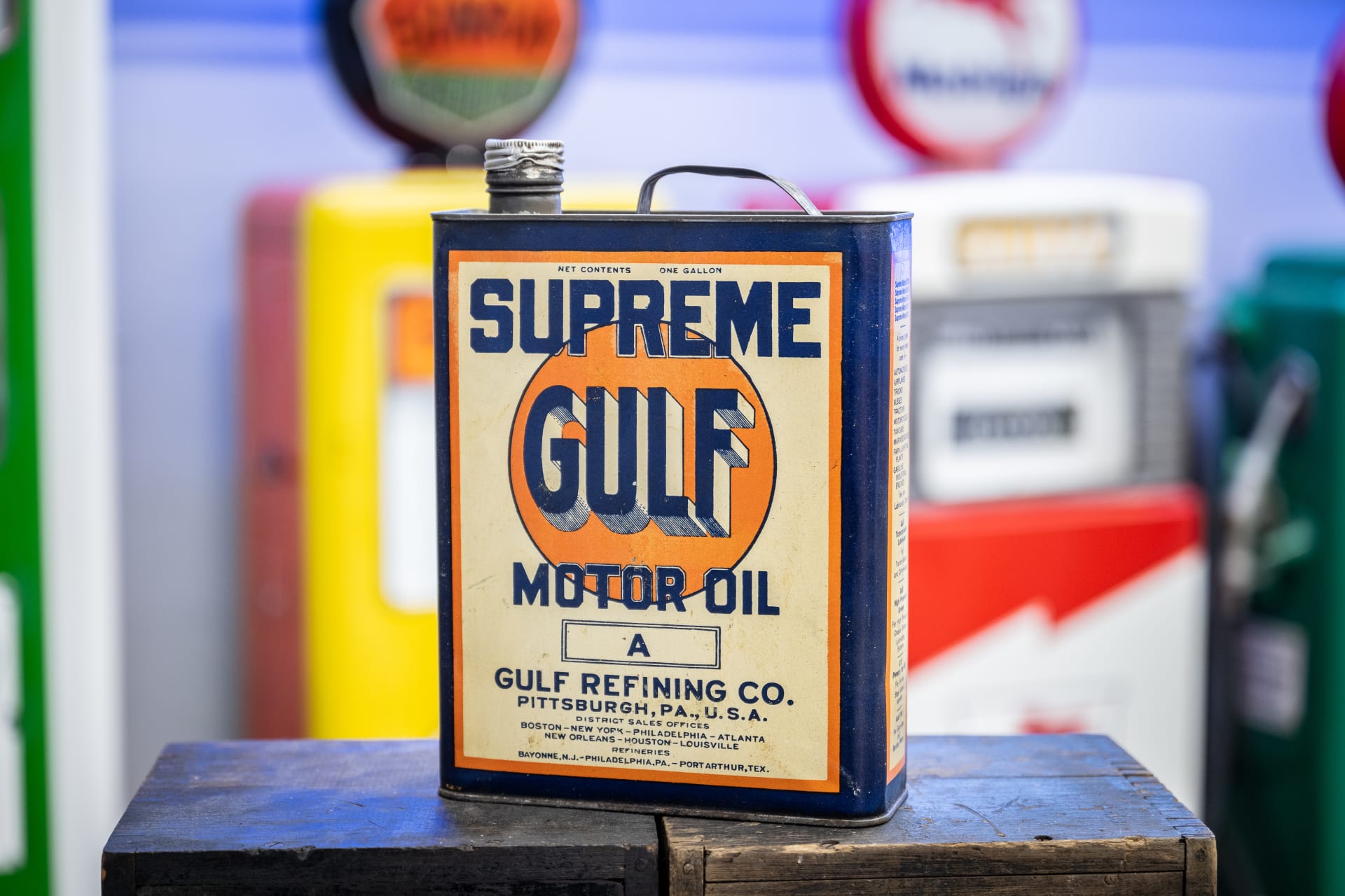Supreme Gulf Motor Oil A 1-Gallon Oil Can at The World’s Largest Road ...