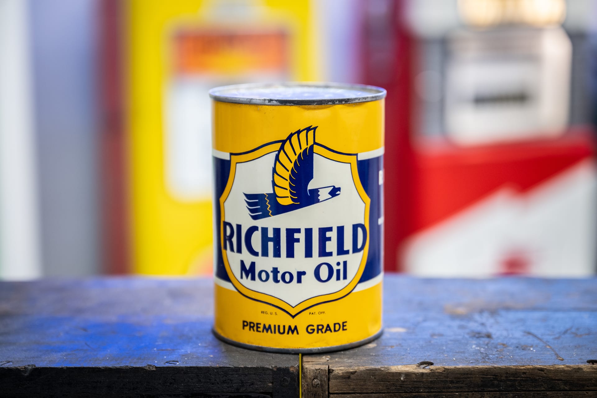 Richfield Motor Oil 1-Quart Oil Can at The World’s Largest Road Art ...