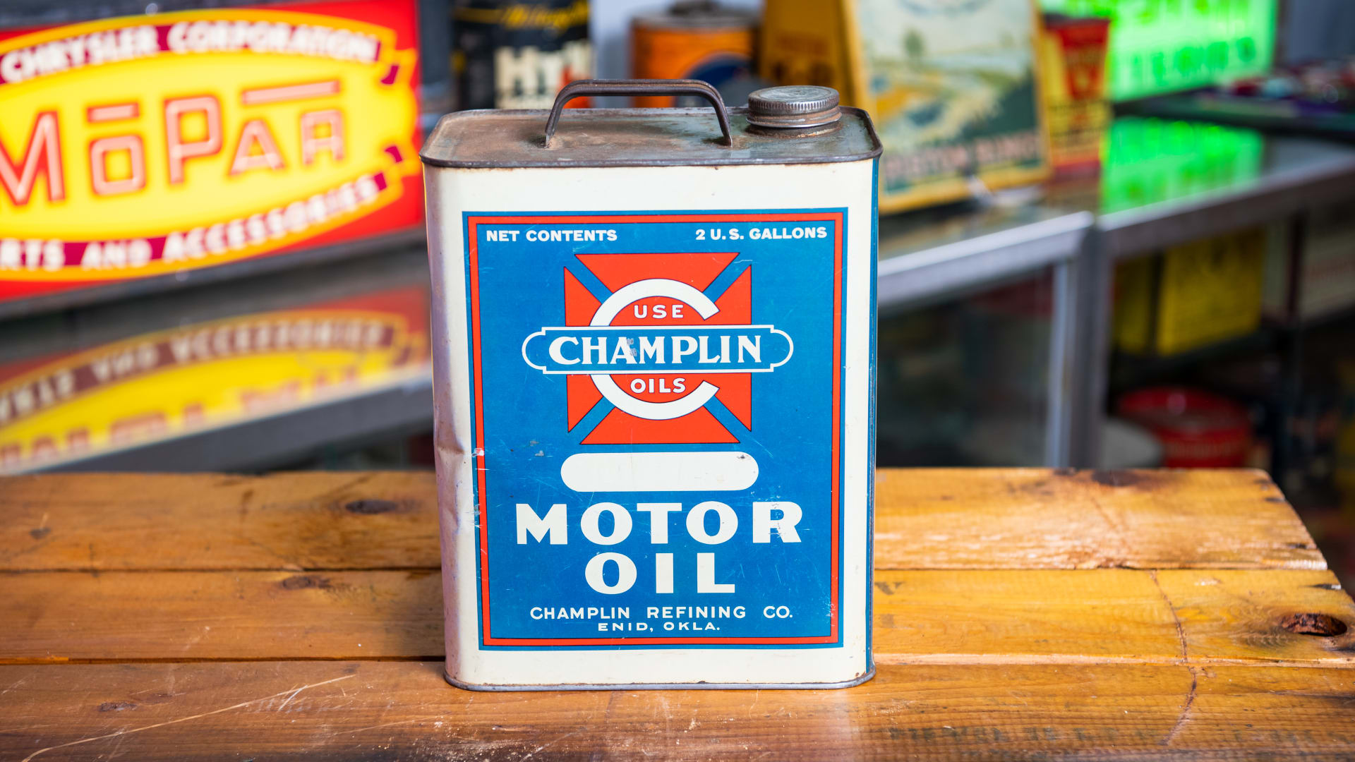 Champlin Motor Oil 2-Gallon Oil Can at The World’s Largest Road Art ...