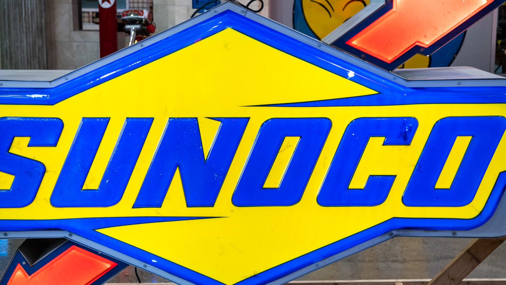 Sunoco Double-Sided Plastic Light-Up Sign at The World’s Largest Road ...