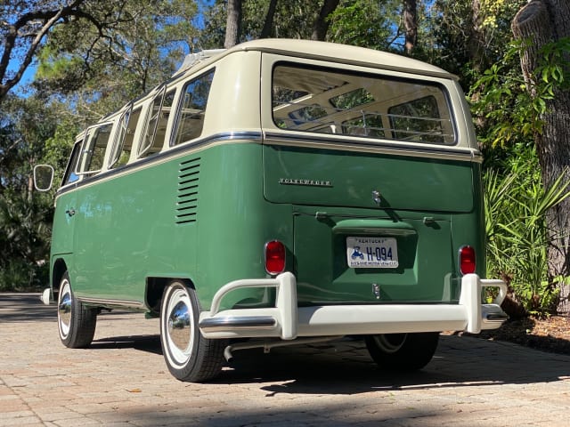 1967 Volkswagen 21-Window Bus at Kissimmee 2021 as W231 - Mecum Auctions