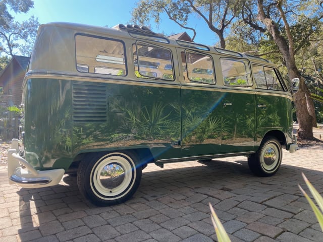 1967 Volkswagen 21-Window Bus at Kissimmee 2021 as W231 - Mecum Auctions