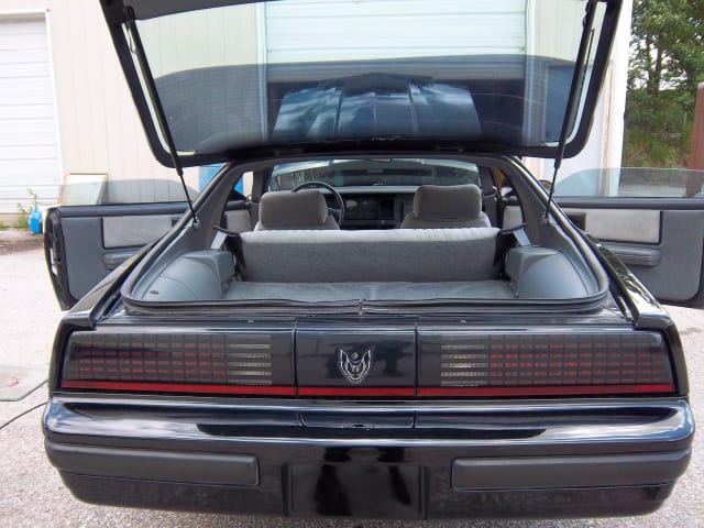 1989 Pontiac Firebird at Des Moines 2012 as F221 - Mecum Auctions