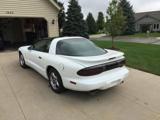 1996 Pontiac Firebird Formula at Chicago 2018 as T142 - Mecum Auctions