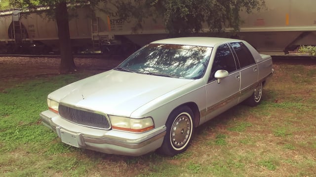 1992 Buick Roadmaster Sedan at Dallas 2022 as W276 - Mecum Auctions