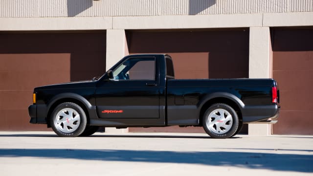 1991 GMC Syclone Pickup at Kissimmee 2017 as K138.1 - Mecum Auctions