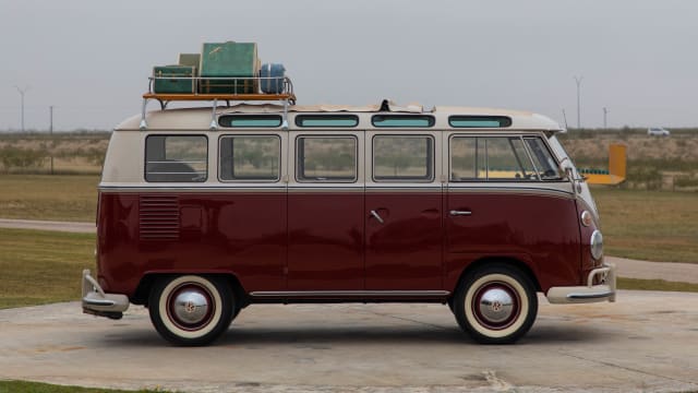 1967 Volkswagen 21-window Bus at Kissimmee 2019 as T225 - Mecum Auctions