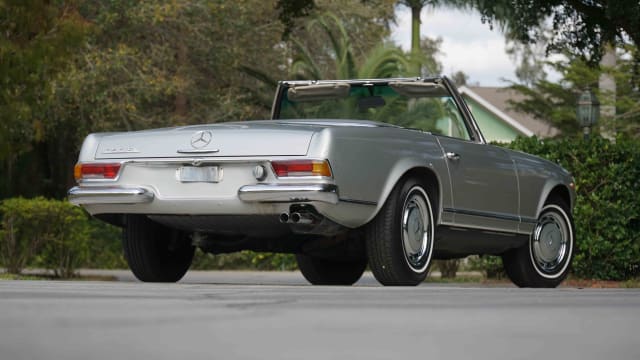 1967 Mercedes-Benz 250SL Convertible at Kissimmee 2021 as W135.1 ...