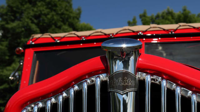 1936 White Model 706 Glacier National Park Tour Bus at Kissimmee 2022 ...
