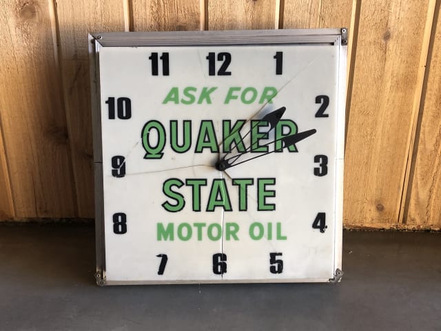 Quaker State Single-Sided Clock at Kissimmee 2022 as M391 - Mecum Auctions
