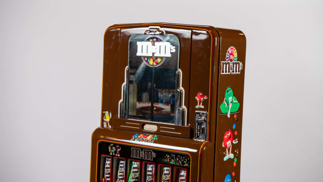 M&M Vending Machine at Kissimmee 2022 as M540 - Mecum Auctions