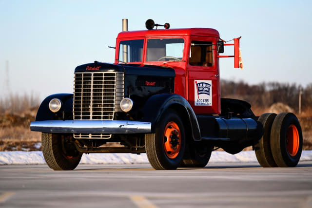 1939 Peterbilt Model 260GD 5-Ton Truck at Gone Farmin' Spring Classic ...