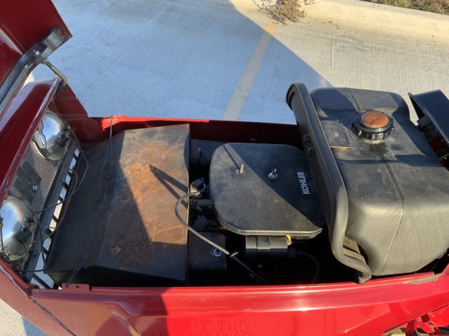 International Harvester Cub Cadet 782 at Gone Farmin' Spring Classic ...