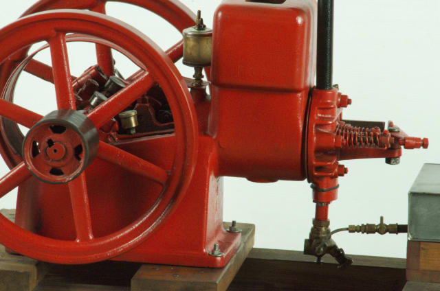 United 1 1/2 HP Engine at Gone Farmin' Walworth 2013 as T48 - Mecum ...