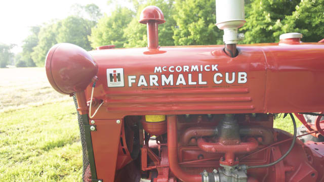 1948 Farmall Cub at Gone Farmin' Fall Premier 2019 as T105 - Mecum Auctions