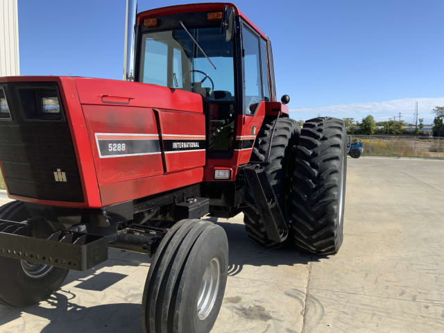 1981 International 5288 at Gone Farmin' Fall Premier 2021 as F119 ...