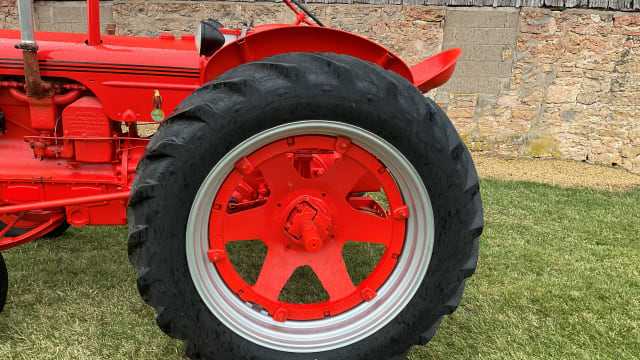 1953 Case DC-4 at Gone Farmin' Fall Premier 2022 as F92 - Mecum Auctions