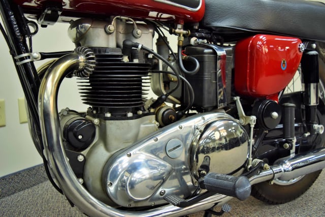 1958 Ariel Cyclone at Las Vegas Motorcycles 2019 as F10 - Mecum Auctions