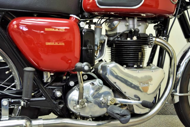 1958 Ariel Cyclone at Las Vegas Motorcycles 2019 as F10 - Mecum Auctions