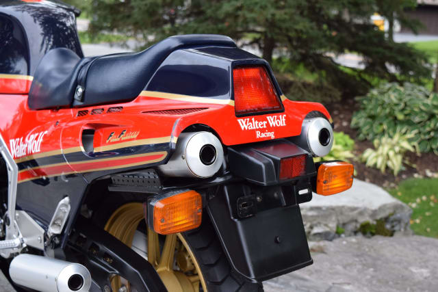 1986 Suzuki RG500 Gamma Walter Wolf at Las Vegas Motorcycles 2019 as S63 - Mecum Auctions