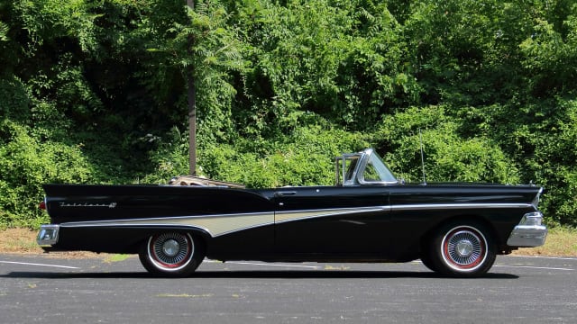 1958 Ford Fairlane Convertible at Harrisburg 2022 as T109.1 - Mecum ...