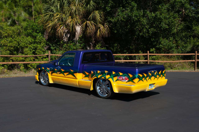 1993 Chevrolet C1500 Custom Pickup at Indy 2021 as L134 - Mecum Auctions