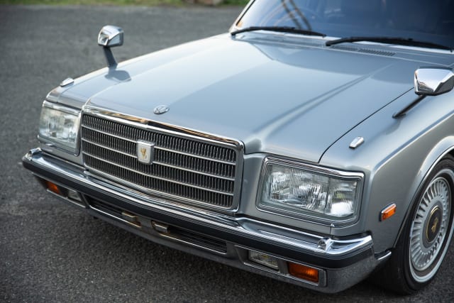 1995 Toyota Century VG45 at Indy 2021 as T28 - Mecum Auctions