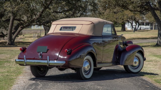 1939 LaSalle Series 50 Convertible Coupe at Indy 2022 as W54 - Mecum ...