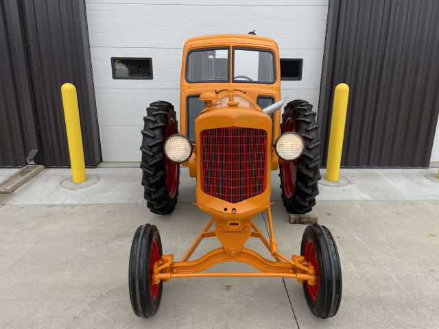 1945 Minneapolis-Moline R Cab at Gone Farmin' Spring Classic 2023 as ...