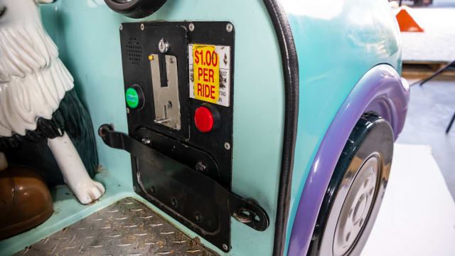 Fetch the Vet Kiddie Ride at Indy 2023 as M322 - Mecum Auctions