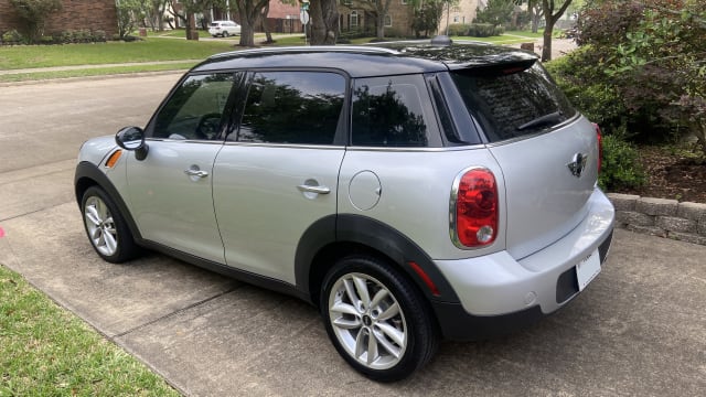 2013 Mini Cooper Countryman at Houston 2023 as T165 - Mecum Auctions
