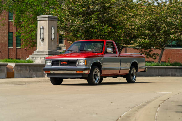 1983 GMC S15 Sierra Classic Pickup at Indy 2023 as G95.1 - Mecum Auctions