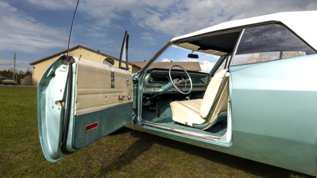 1965 Chevrolet Impala SS Convertible at Indy 2023 as W252 - Mecum Auctions