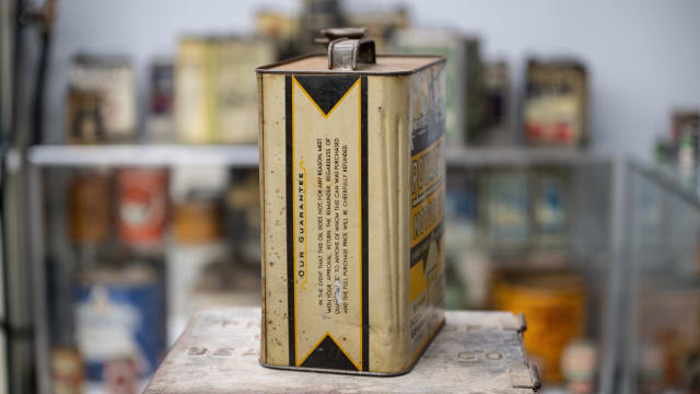 Royalene Motor Oil 2-Gallon Oil Can at The World’s Largest Road Art ...