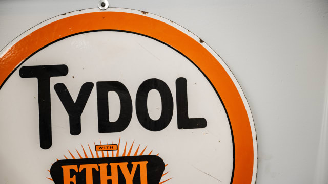1930s Tydol Double-Sided Porcelain Sign at The World’s Largest Road Art ...